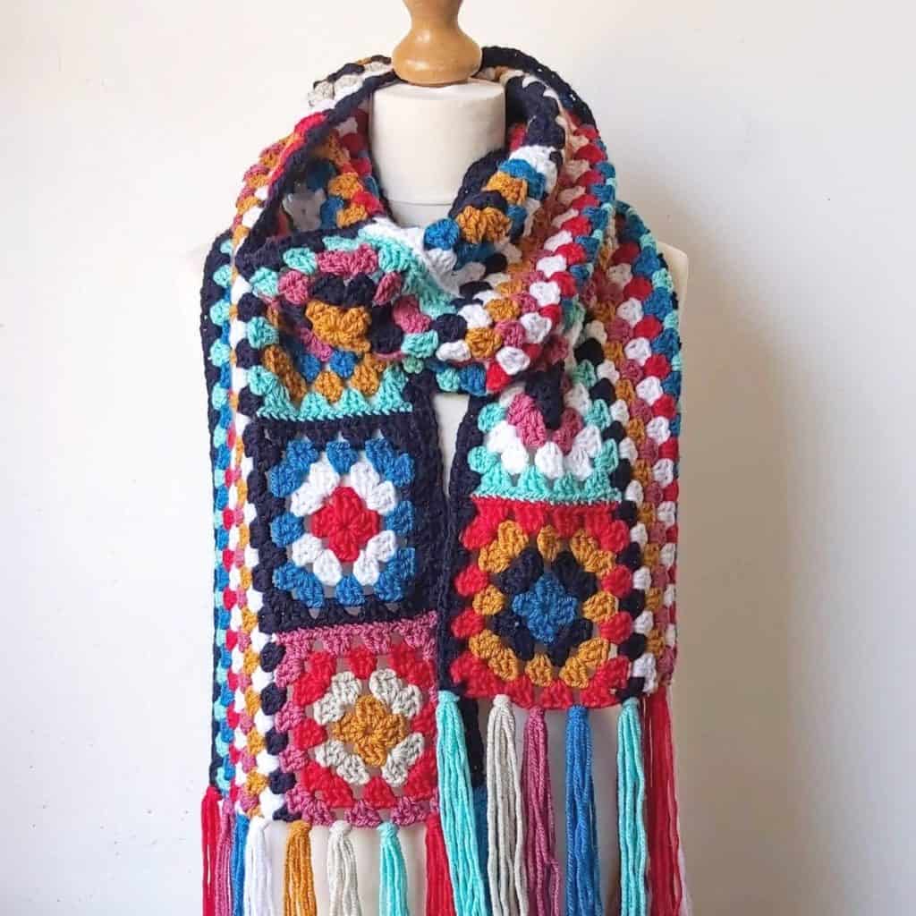 Crochet Granny Square Scarf - Easy Free Pattern - Annie Design Crochet