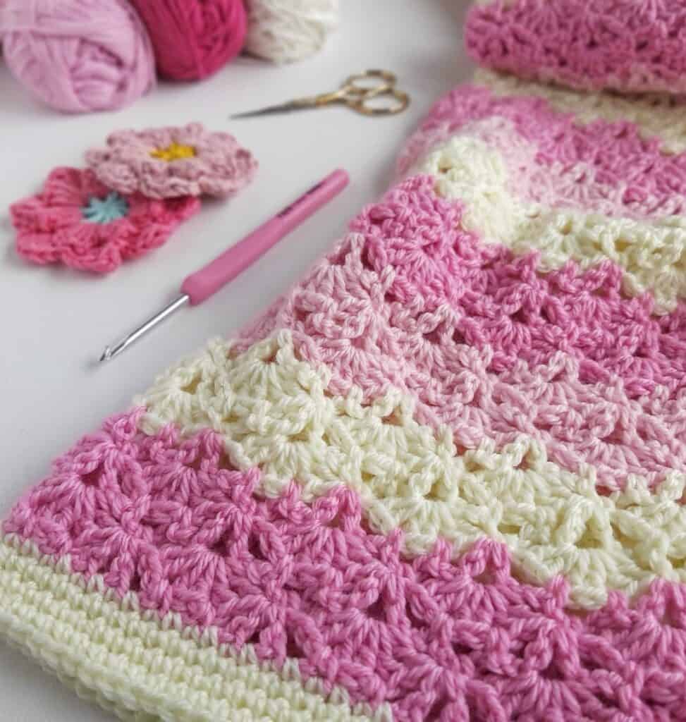 Lacy Shells Crochet Baby Blanket (Free Pattern) - Annie Design Crochet