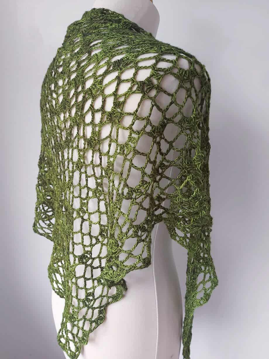 Lacy Crochet Triangle Shawl (Free Pattern) - Annie Design Crochet