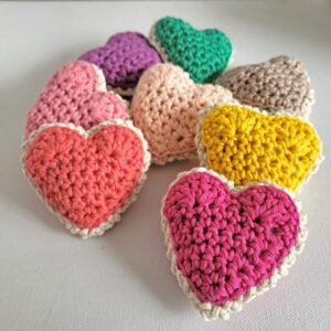 Easy Crochet Stuffed Heart Pattern – Free & Adorable! - Annie Design ...