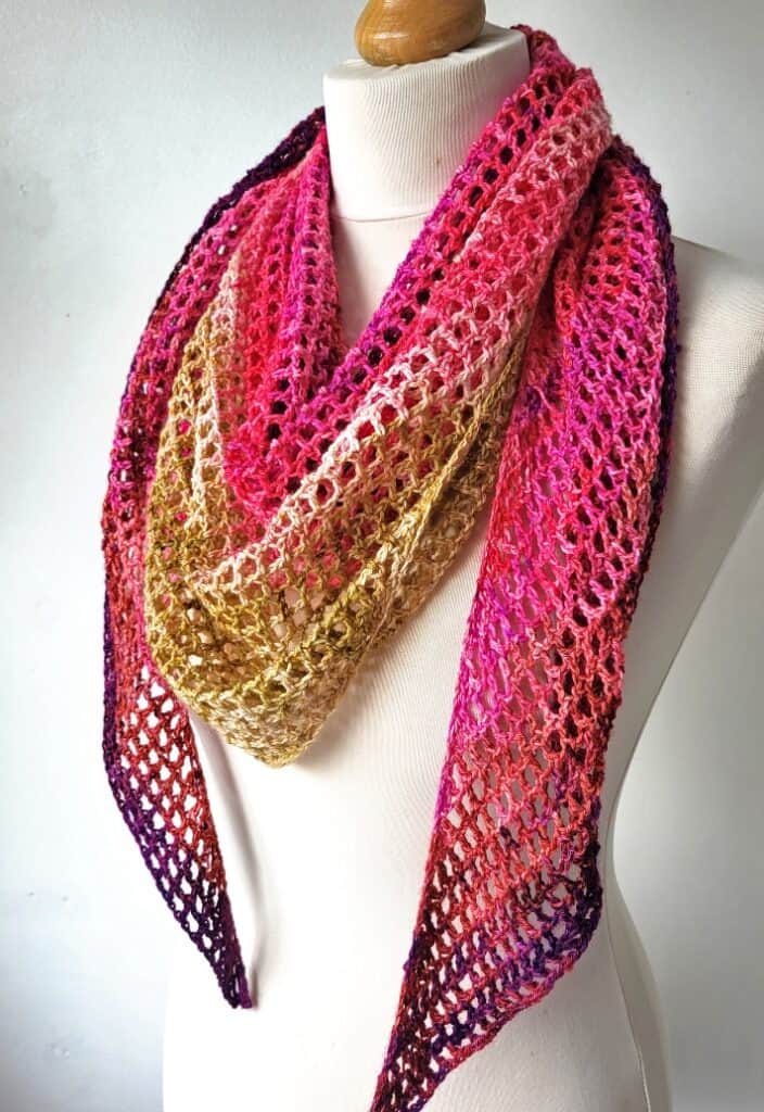 Free Crochet Neck Scarf Pattern: Easy and Stylish - Annie Design Crochet