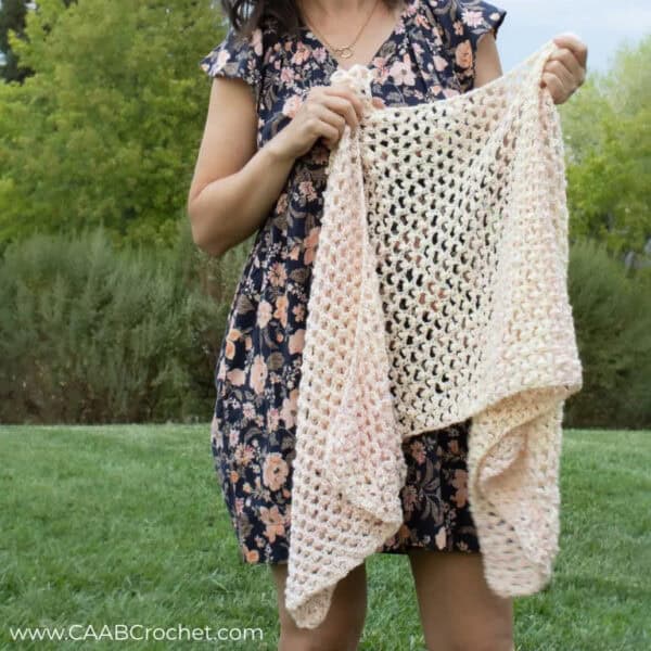 17 Free Easy Rectangle Shawl Crochet Patterns - Annie Design Crochet
