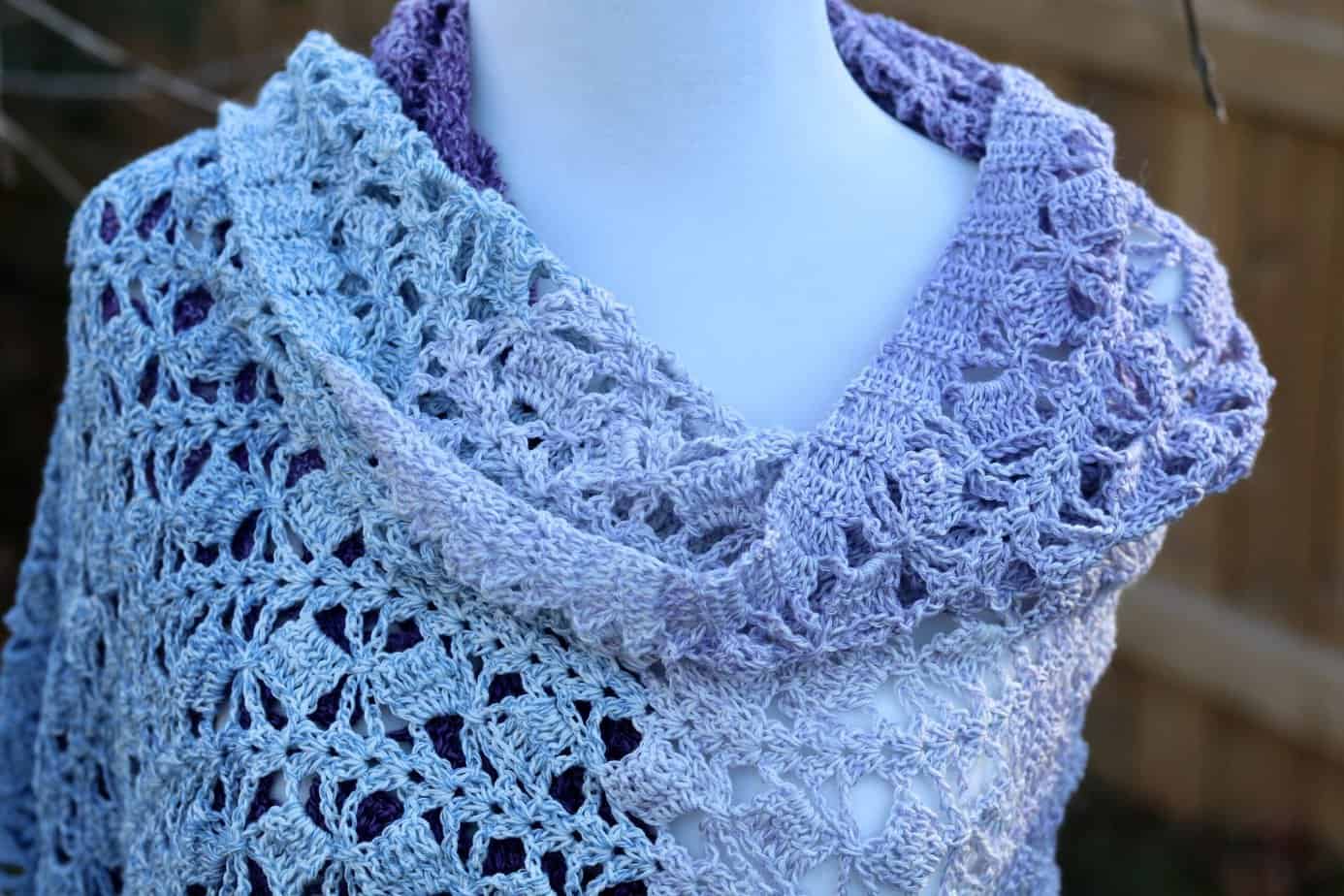 17 Stunning Crochet Lace Shawls (Free Patterns) - Annie Design Crochet