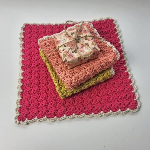 Quick and Simple Crochet Washcloth - Free Pattern - Annie Design Crochet