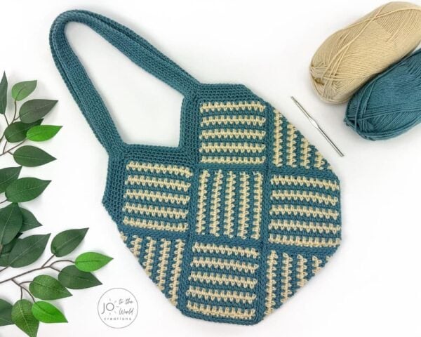 16 Free Boho Crochet Bag Patterns for Creative Retro Style - Annie ...