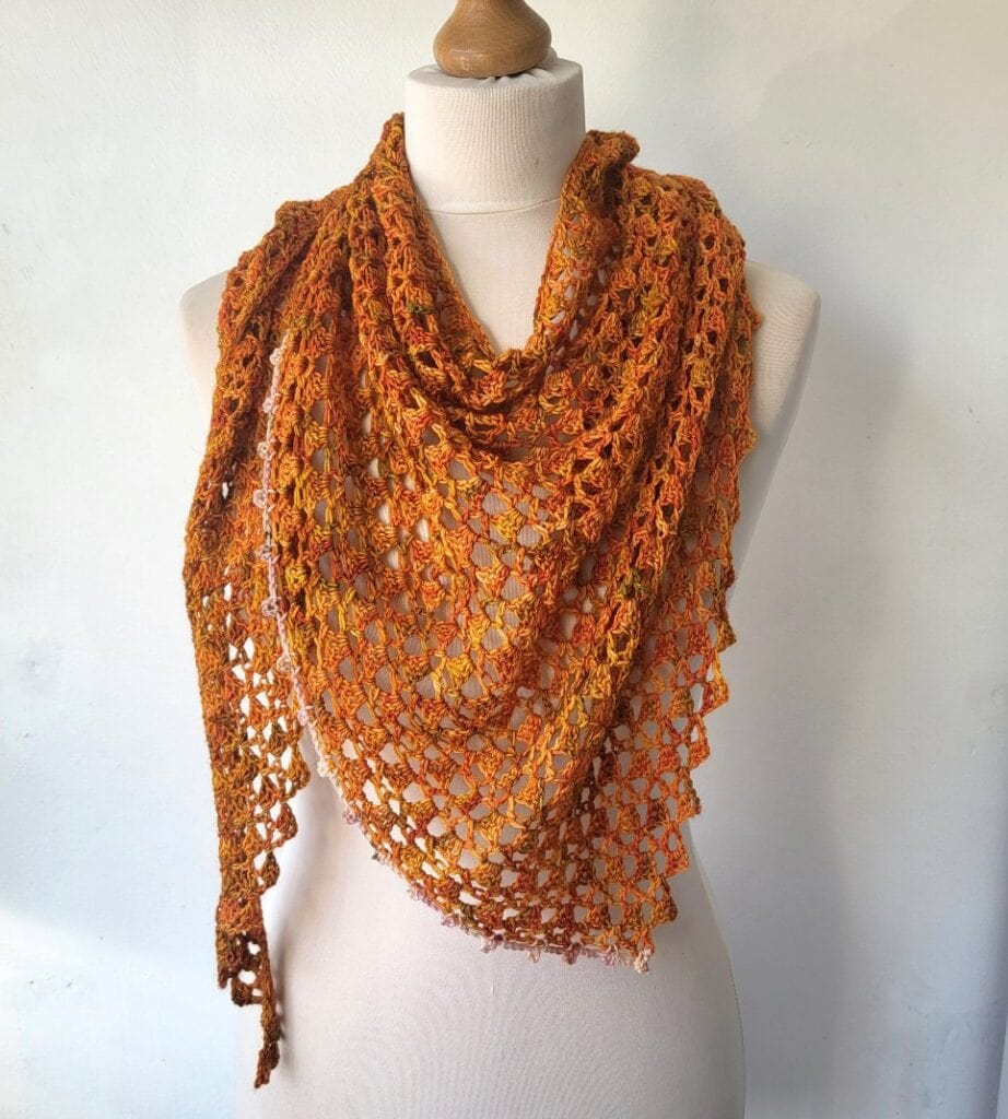 Fingering Weight One Skein Crochet Shawls - 19 Free Patterns - Annie ...